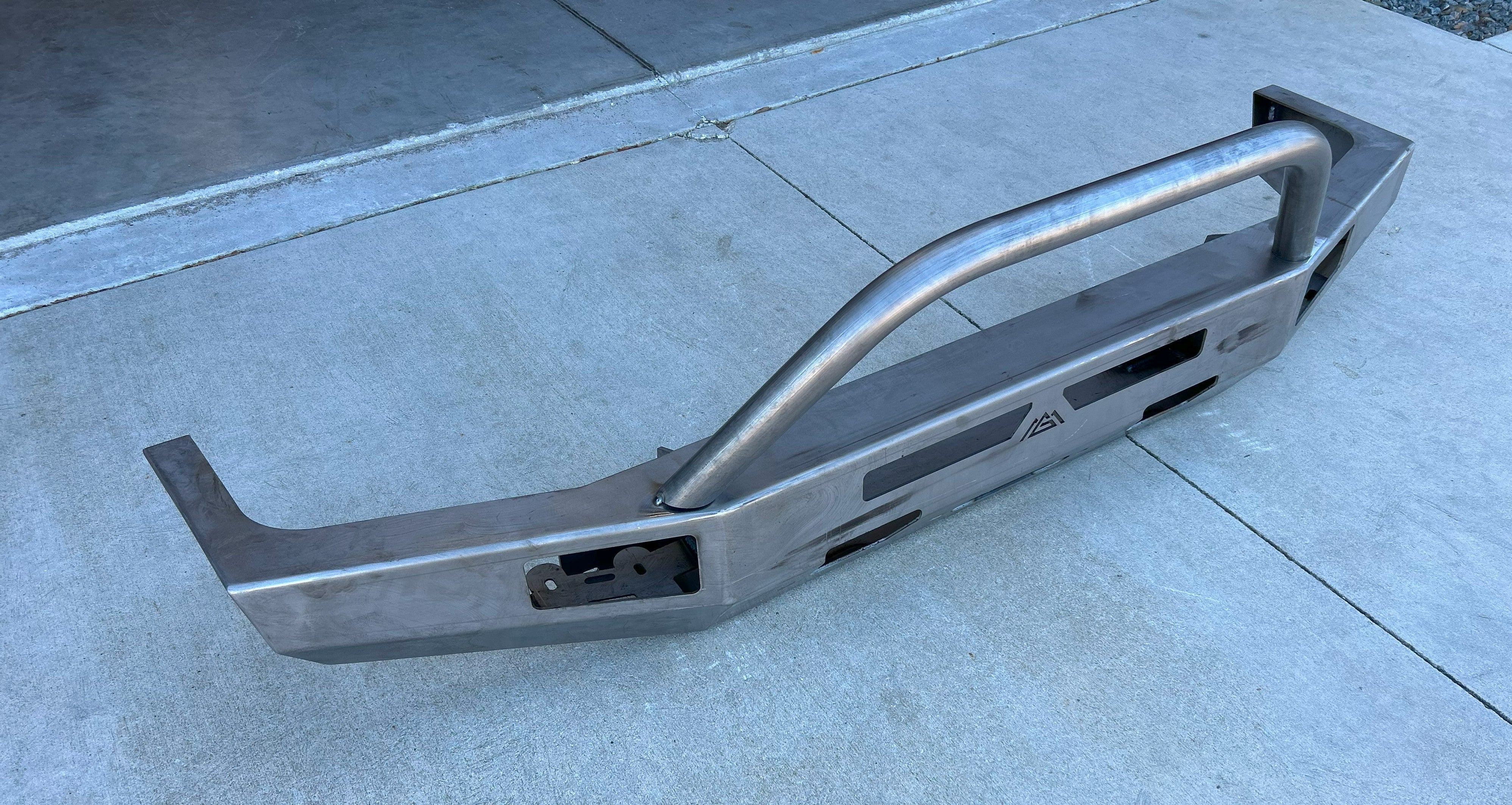 FRONT WINCH BUMPER - FORD ECONOLINE / E-SERIES VANS 2008 up — Goliath ...