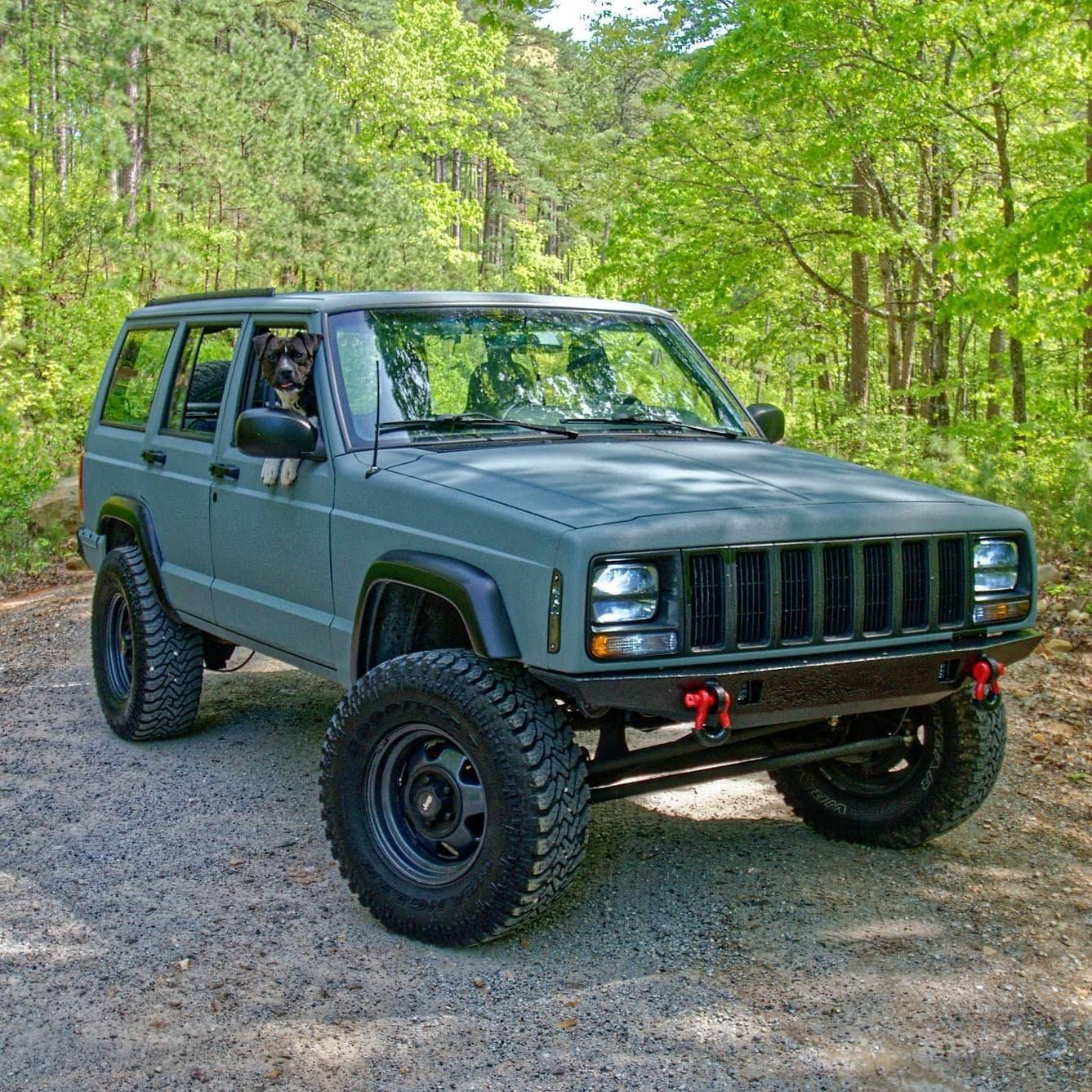 Jeep Cherokee XJ front bumper TREKKER — Goliath Off Road