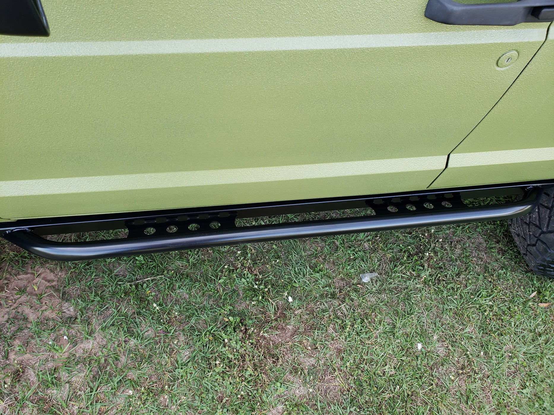 ROCK SLIDERS | JEEP CHEROKEE XJ — Goliath Off Road